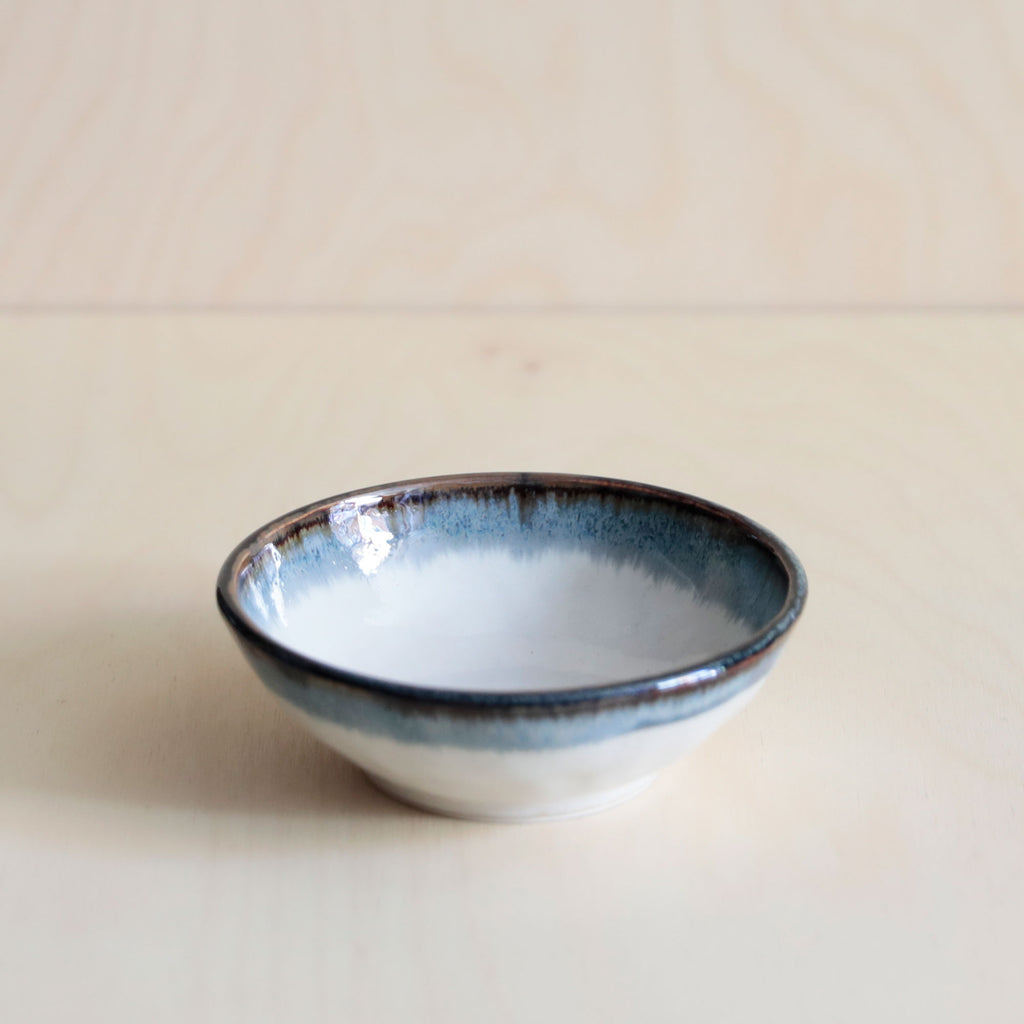 Aurora Small Shallow Bowl - Rouge